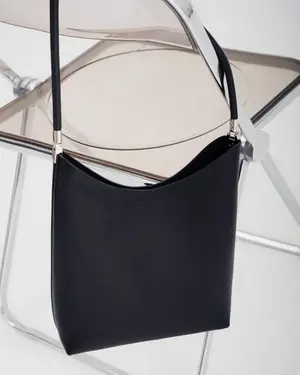 BOB ORÉ BLUE COLLECTION Eclipse Genuine Leather Handbag - Black