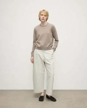Johnstons Of Elgin Classic Cashmere Round Neck Jumper - Brown