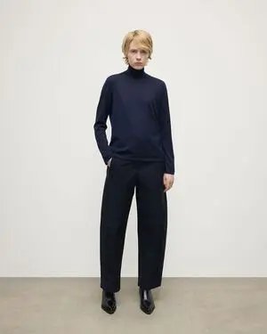 Johnstons Of Elgin Superfine Cashmere Roll Neck Jumper - Navy