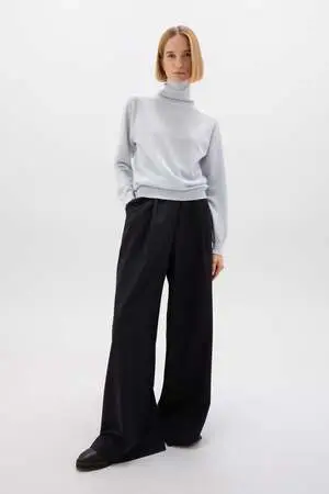 Johnstons Of Elgin Cashmere Roll Neck Jumper