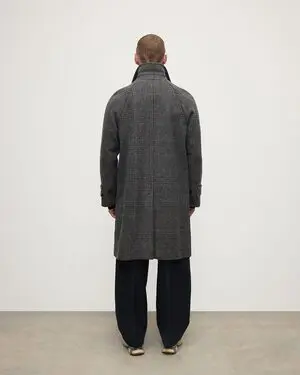 Johnstons Of Elgin The Balmacaan Coat