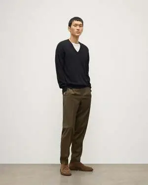 Johnstons Of Elgin V-neck Cashmere Jumper - Black
