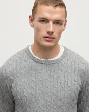 Johnstons Of Elgin Cable Knit Cashmere Jumper