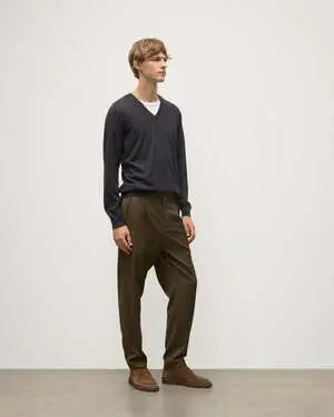 Johnstons Of Elgin Fin V-neck Superfine Cashmere Jumper - Grey