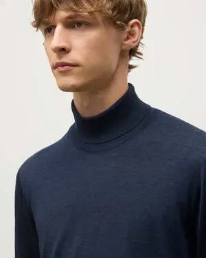 Johnstons Of Elgin Fin Cashmere Roll Neck Jumper - Navy