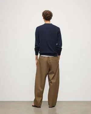 Johnstons Of Elgin Classic Cashmere V-neck Jumper - Navy