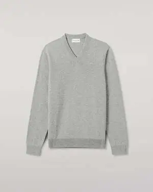 Johnstons Of Elgin Rory Light Classic Cashmere V-neck Jumper