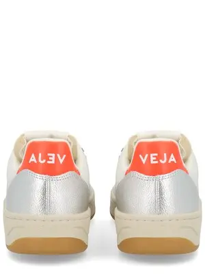 VEJA V-10 Sneakers