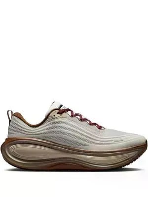 Nike Vomero Plus Low-top Sneakers - Neutrals