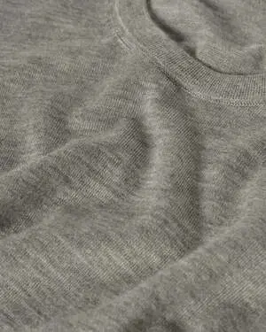 Johnstons Of Elgin Cashmere Crew Neck Jumper - Grey