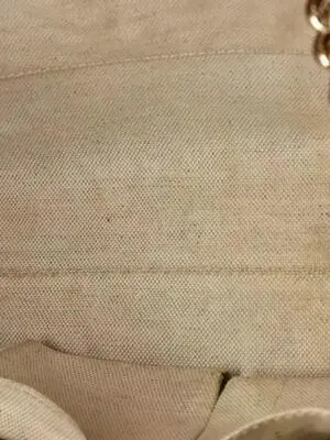 Gucci Emily Chain Flap Medium Shoulder Bag - Neutrals