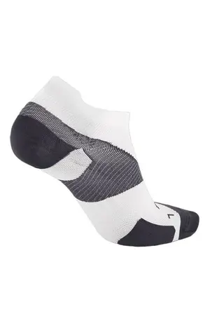 2xu Vectr Ultralight Quarter Crew Socks