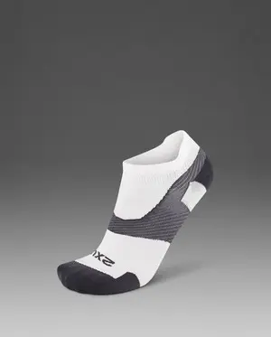 2xu Vectr Ultralight Quarter Crew Socks
