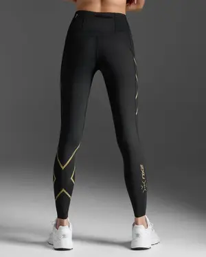 2xu Light Speed Mid-rise Compression Shorts