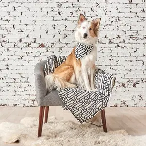 CAROL & FRANK Naya Pet Quilt