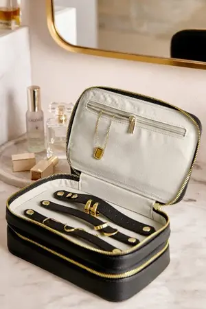 KATIE LOXTON Jewelry And Accessories Travel Case