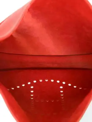 Hermès Evelyne Iii Perforated Shoulder Bag - Red