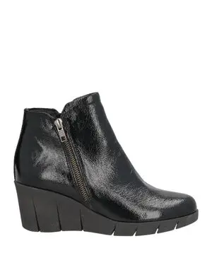 The Flexx Leather Ankle Boots With Wedge Heel