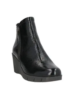 The Flexx Leather Ankle Boots With Wedge Heel