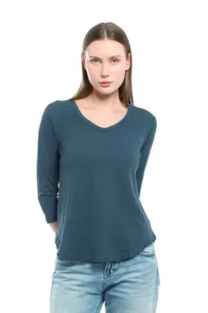 WILT CLOTHING 3/4 Sleeve V-neck Shirttail Tee With Raw Hem - Legion Blue