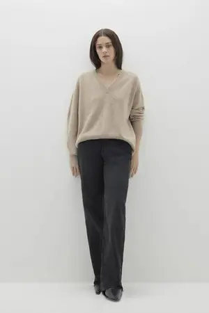Naked Cashmere Sydney V-neck Cashmere Sweater - Flax