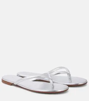 GIANVITO ROSSI Calypso Metallic Leather Thong Sandals - Silver