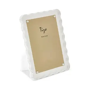 TIZO Lucite Wave Frame, 8 X 10 - White