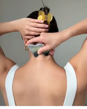 MOUNT LAI Vitality Qi Stainless Steel Gua Sha Contour Tool - No Color