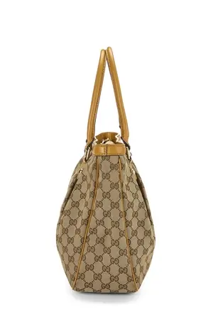 Gucci Original Gg Sukey Handbag - Beige