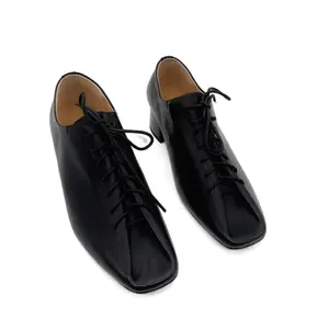 AMIE RAFA Earl Choked Up Pump - Black