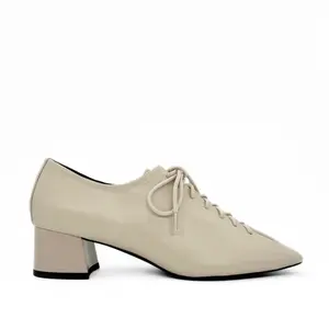 AMIE RAFA Earl Choked Up Pump - Bone