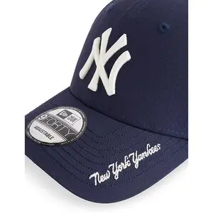 New Era 9forty New York Yankees Script Visor Cap