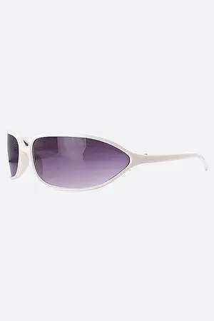 GIANT VINTAGE SUNGLASSES Kate 90's Sunglasses - White