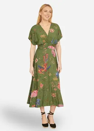 YUMI Ruched Waist Midi Dress With Printed Design - Green