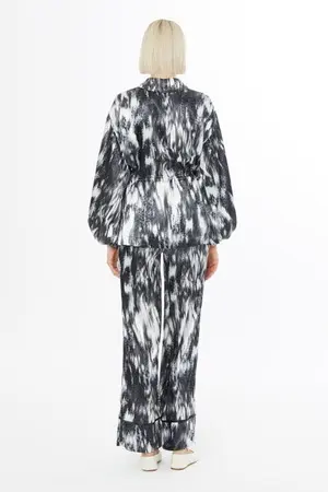 GIZIA Printed Set With Ruffled Sleeves
