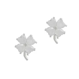 SPERO LONDON Four Leaf Clover Stud Earrings - Silver