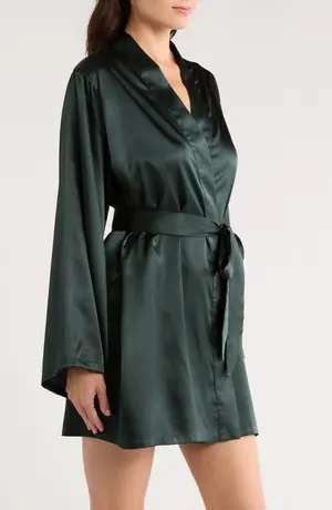 KILO BRAVA Satin Robe