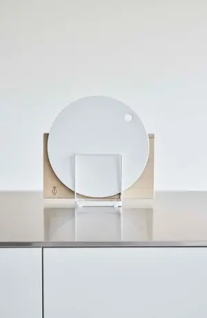 YAMAZAKI Round Cutting Board Stand
