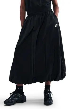 Nike Loose Fit Skirts