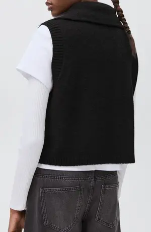 Mango Collared Zip-up Sweater Vest - Black