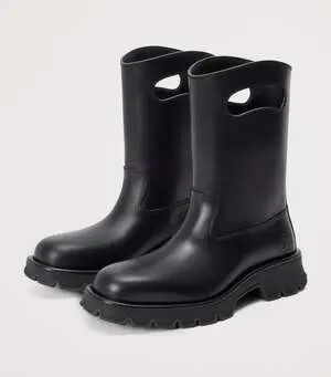 Loewe Calfskin Bobby Handle Boots - Black