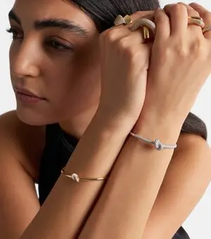 ENGELBERT Legacy Knot Diamond Bangle - Silver