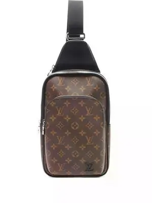 LOUIS VUITTON Avenue Monogram Messenger Bag - Brown