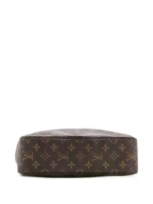 LOUIS VUITTON Trousse Toiletry Monogram Canvas 28 Pouch