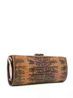 Patterned Clutches