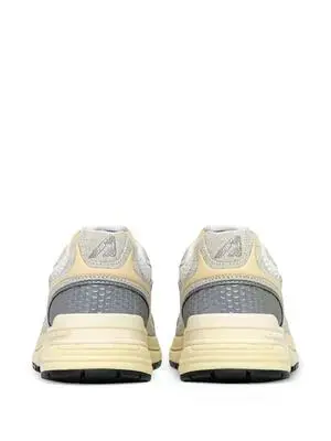 AUTRY Lace-up Sneakers - Neutrals