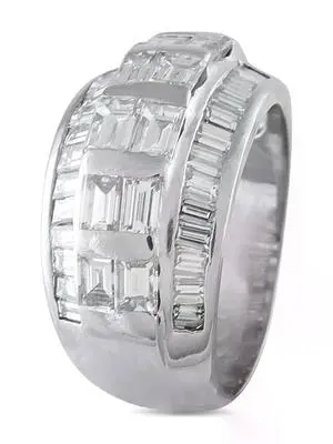 LB EXCLUSIVE Platinum And Diamond Ring