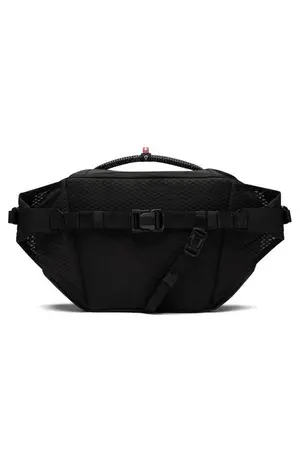 On 9-liter Sling Pack - Magnet/black