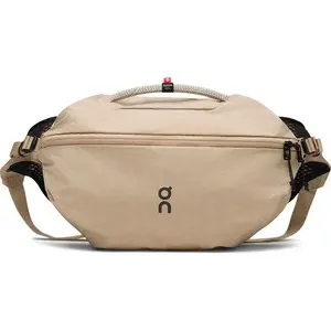 On 9-liter Sling Pack - Sand/black