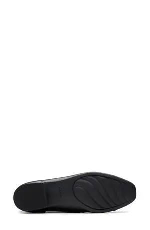 Clarks Krystine May Cap Toe Pump